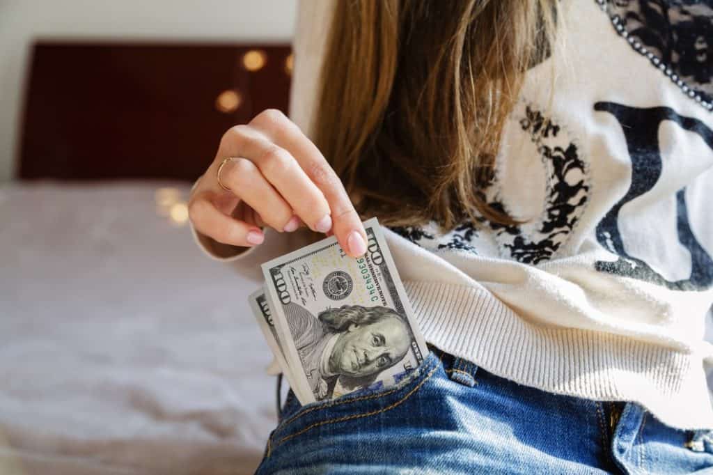 7 Meaningful Ways to Spend Your Money - Life's Little Pleasures and ...